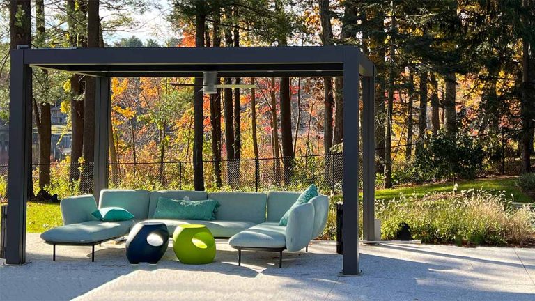 The Black Pergola 2024 Outdoor Design Trend | Azenco Outdoor