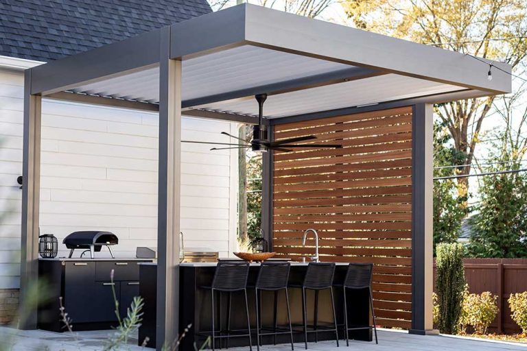 A Guide To Getting The Pergola Height Right - Azenco Outdoor
